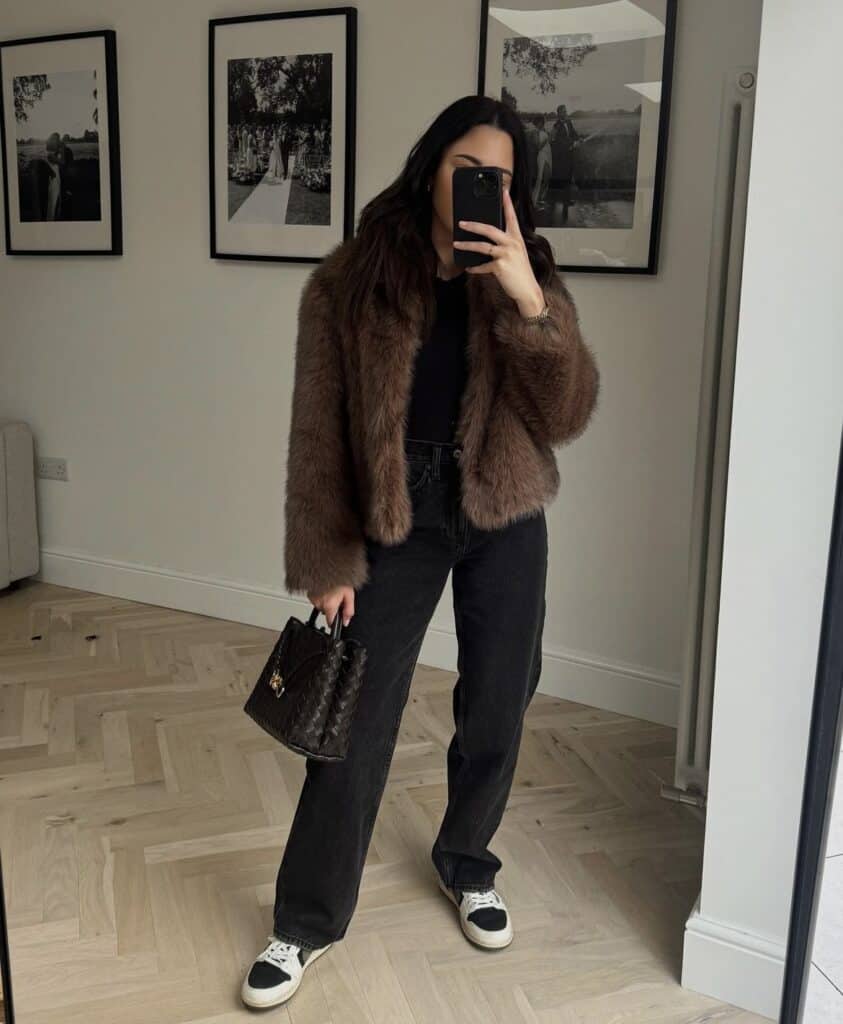 How To Dress Like A Stylish Mom & Elevate Your Style - Bydeannyd