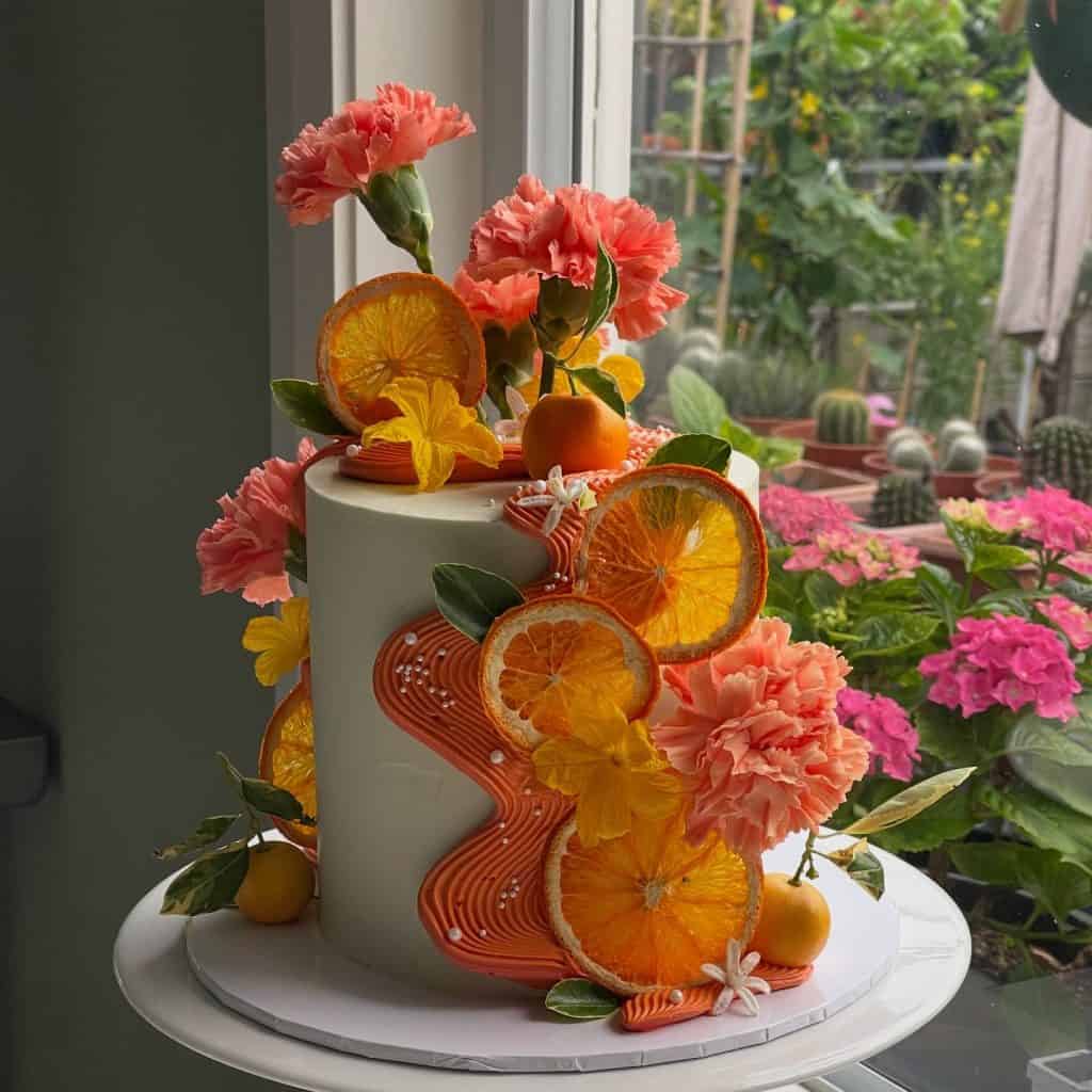 30+ Chic & Elegant Birthday Cake Designs To Try - Bydeannyd